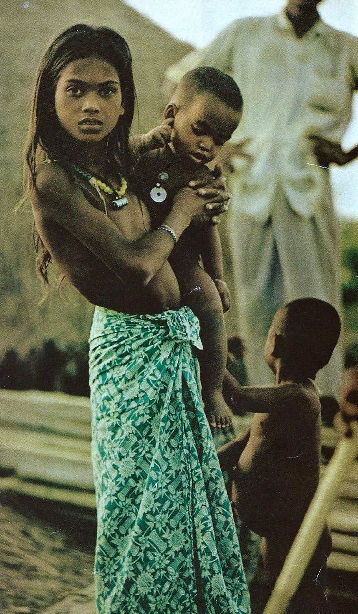 National Geographic, Globalization and the Desire to Learn about Other ...